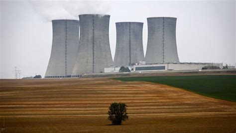 Czechs To Develop Small Nuclear Reactors With Rolls Royce