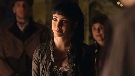 Download Ksenia Solo Smiling Scene Wallpaper