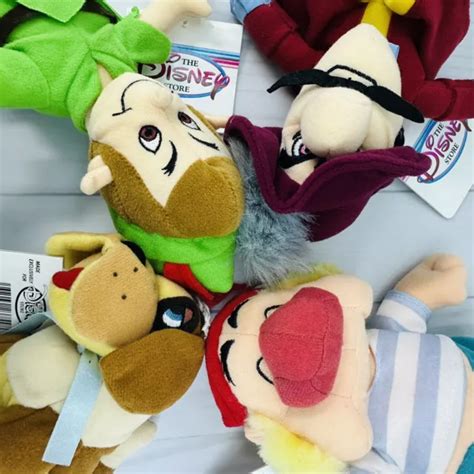 The Disney Store 8 Bean Bag Plush Peter Pan Captain Hook 4pc Set £37