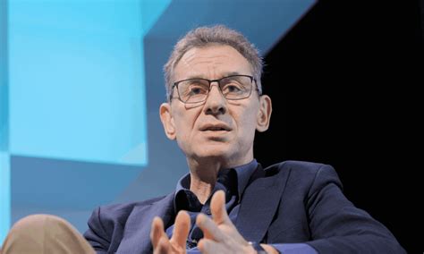 Is Albert Bourla Left Handed