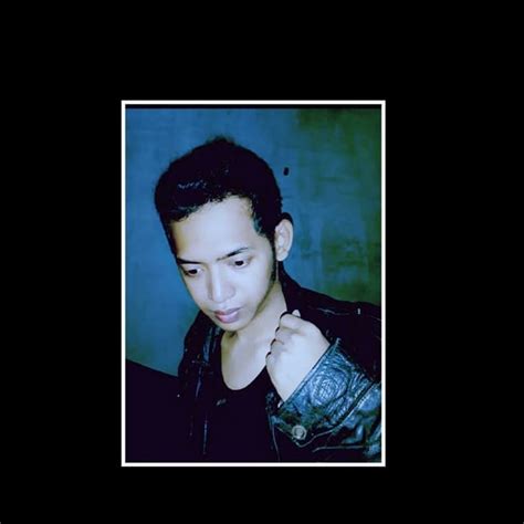 Iwan San Iwansan24 • Threads Say More