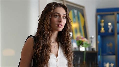 Leyla Dizisi Bu Akşam Var Mı Yok Mu Onedio