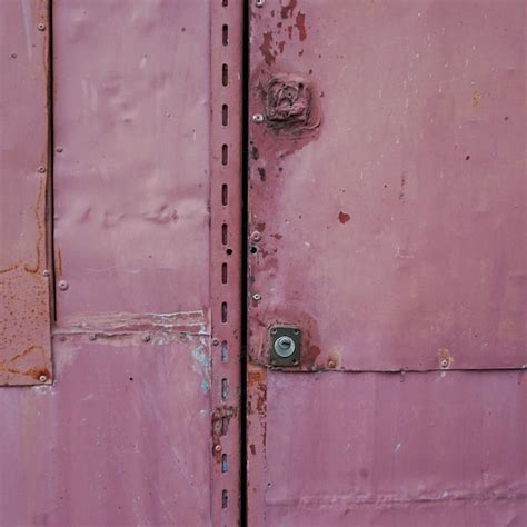 Premium Photo Metallic Door Texture