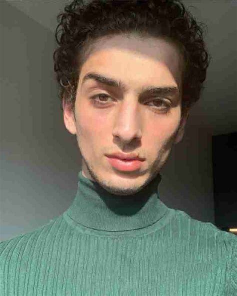 Zaras Head Designer Receiving Antisemitic Death Threats Over Squabble