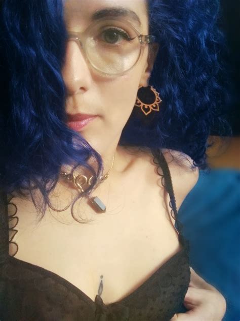 Oc What Else Could You Possibly Have To Do Than Lying In Bed Today