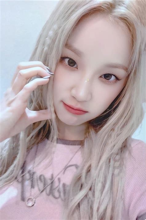 宋雨琦小卡 高清图片，堆糖，美图壁纸兴趣社区