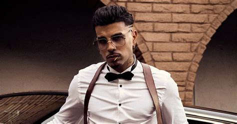 ¿cuántos Looks Prueba Rauw Alejandro Antes De Una Sesión De Fotos