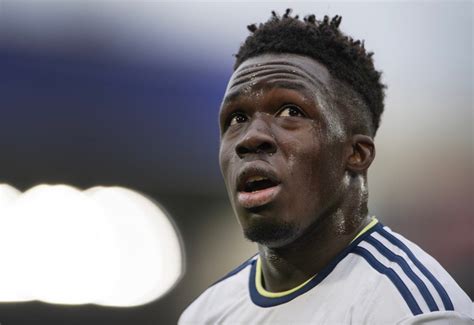 Everton Transfer News As Leeds United Sale Stance On Gnonto Emerges