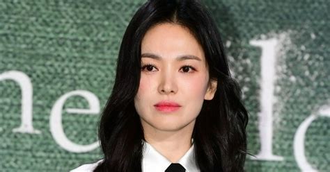 송혜교 제대로 일냈다편견과 논란마저 비웃게 만든 더글로리의 새 얼굴 Ten스타필드