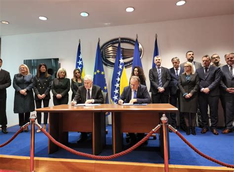 Čović I Nikšić Sutra O Formi Vlasti Na Nivou Fbih Aloonline Ba