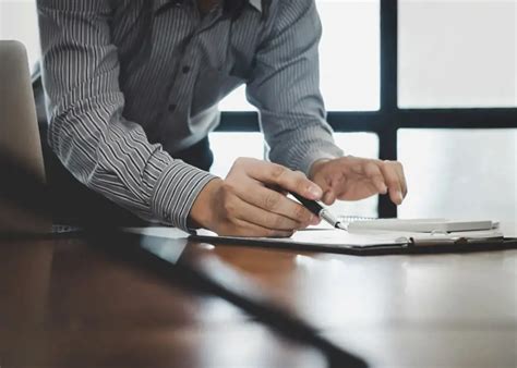 Creating An Inclusive And Gender Neutral Dress Code A Guide For Companies And Schools Shunvogue