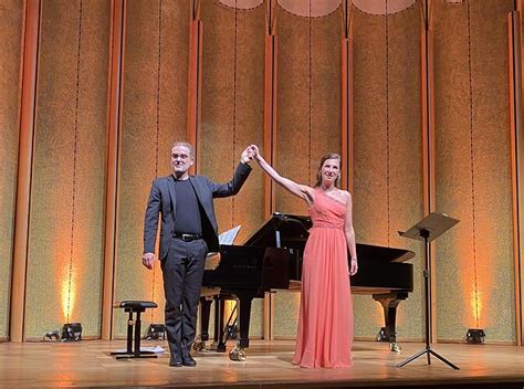Kissinger Sommer Giuseppina Bridelli Und Matteo Pais Präsentierten Italienische Liebeslieder