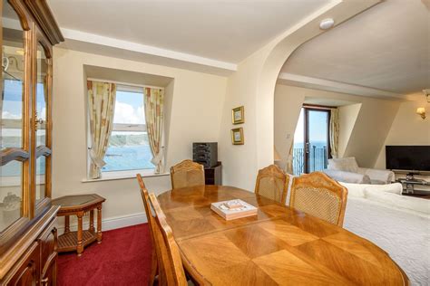 Rock Towers Apartment 12 Holiday Apartment Looe South East Cornwall Uk