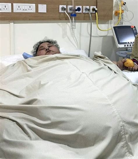 Worlds Fattest Woman Has 75 Of Stomach Removed In Surgery And Is