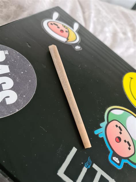 Easily The Thinnest Smallest Joint Ive Ever Rolled Didnt Feel Like