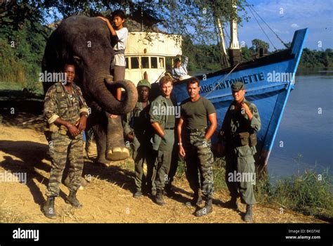Operation Dumbo Drop 1995 Danny Glover Dinh Thien Le Dennis Leary