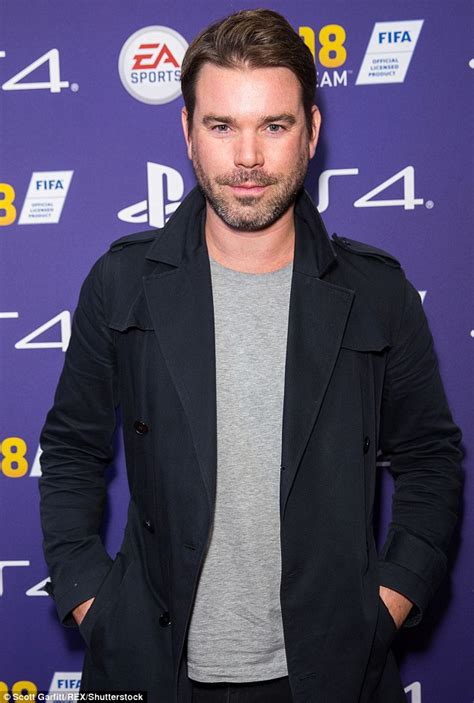 Dave Berry Secretly Marries Long Term Girlfriend Sarah Jane Davies