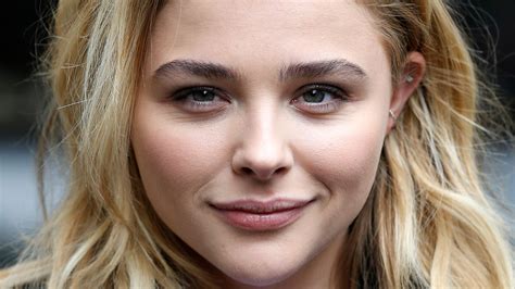 Chloë Grace Moretz Wears Silver Eyeliner Teen Vogue
