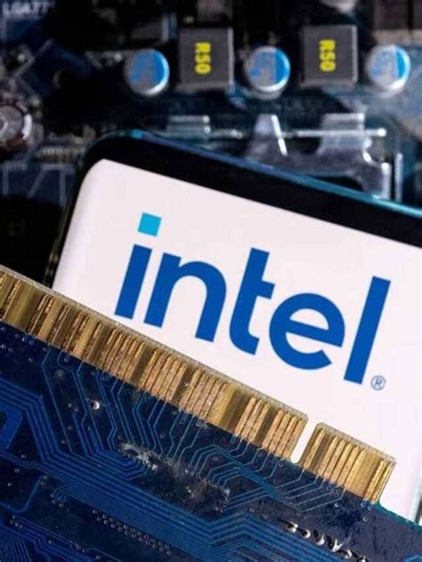 Intel Targets Ai Market With Programmable Chip Unit