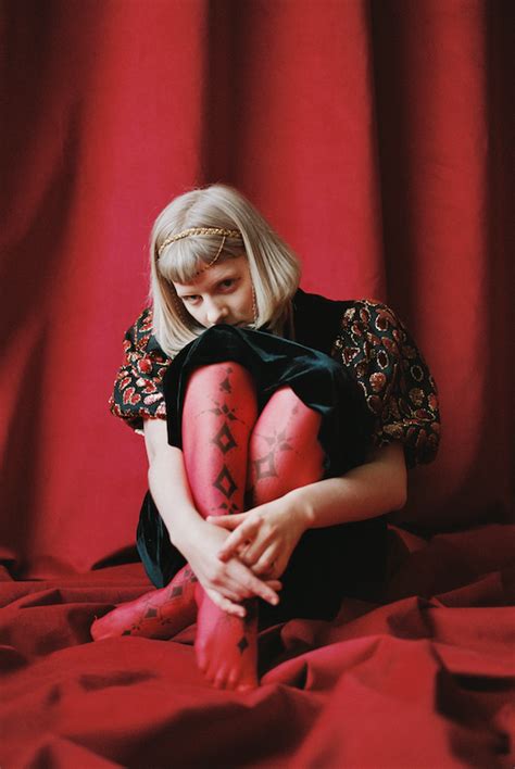 Aurora Standing Ovation