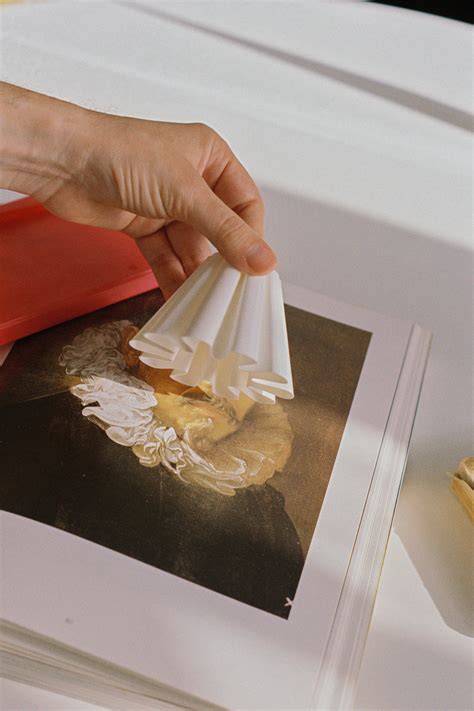 Wooj Ruff Lamp X Mina Wright 3d Printed Flower Shaped Table Lamp Desk Lamp