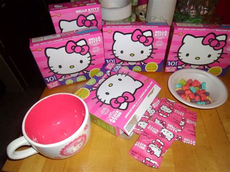 Betty Crocker Hello Kitty Fruit Snacks At Hamish Gellatly Blog