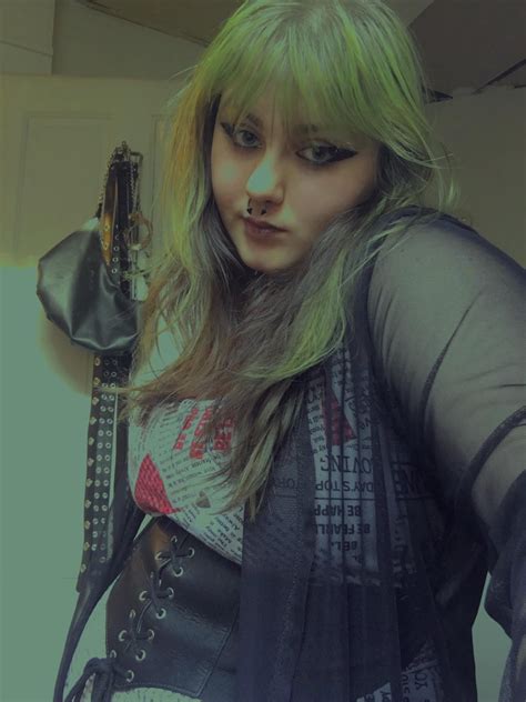 Hope U Like Chubby Goth Girls 🖤💚 R Gothstyle