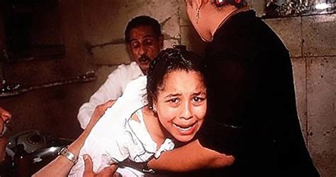 कैसे होती है मुस्लिम महिलाओं की Khatna पहली बार सामने आया Video Bharat Viral News Bvn