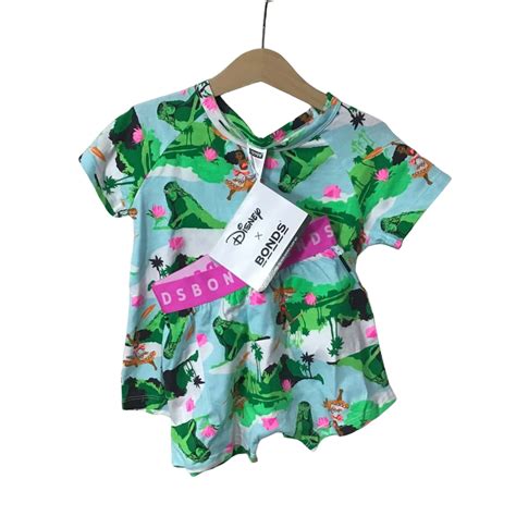 Bonds Girls Size 3 Multicoloured Moana Pattern Tee And Shorts Sleep Set S