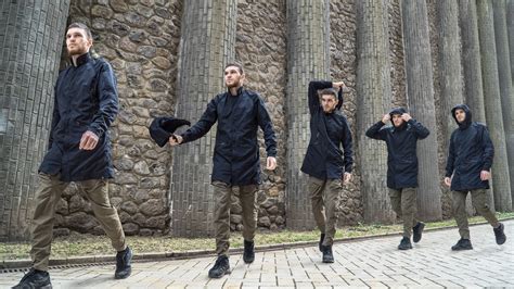 Springsummer 18 Adaptation Riot Division