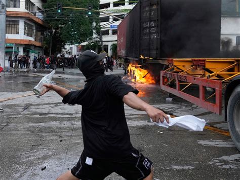 Clashes Arrests As Tens Of Thousands Protest Corruption In Philippines
