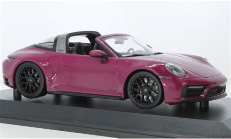 Miniature Porsche 992 Targa 1 18 Minichamps 911 4 Gts Lila 2021 Voiture