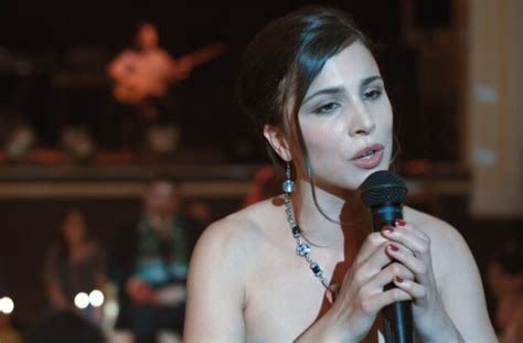 Aylin Tezel Star Tv Spielfilm