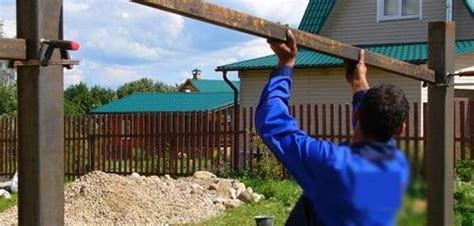 Забор из металлического штакетника: фото, цена и стоимость установки