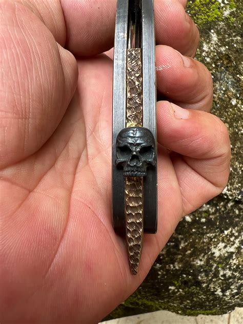 Glassbreaker Skull Backspacer For Spyderco Yojimbo Pm 2 • Para 3 Solid
