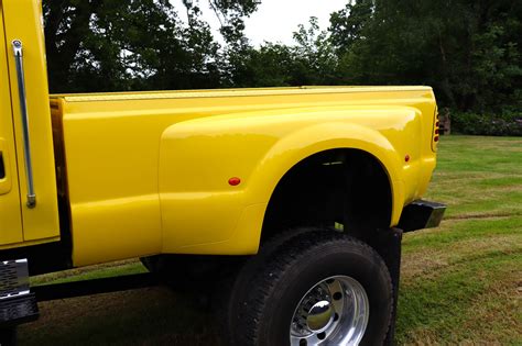 Lot 49 2005 International Cxt Pickup