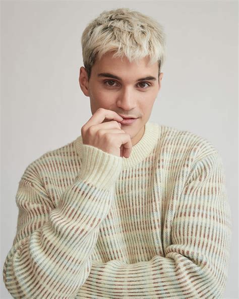 Gender Neutral Gradient Crew Neck Sweater Rwandco
