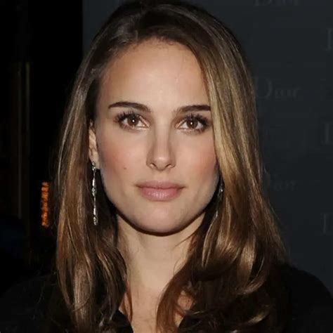 Natalie Portman Reacts To Oscars Snubbing Women Directors Calls Out Barriers At Every Level