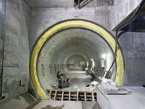 מנהרות הרכבת הקלה גולמט