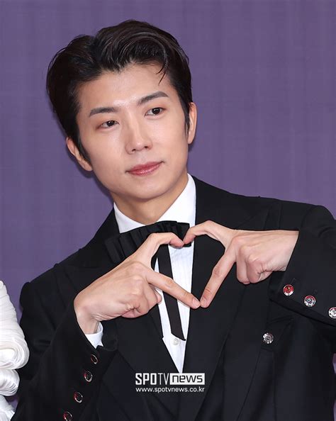 단독 2pm 우영 소년판타지 프로듀서 합류레전드의 귀환