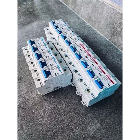 Cầu Dao Atomat Cb 150a Dành Cho điện Công Nghiệp Xe điện Công Suất Cao Shopee Việt Nam