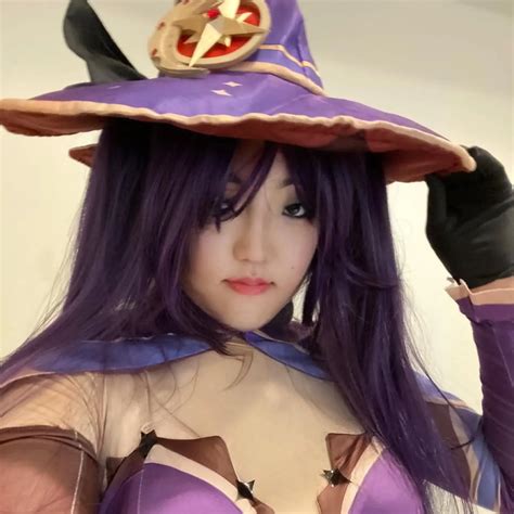 Mona From Genshin Impact Scrolller