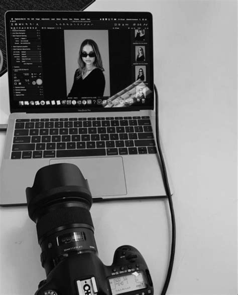 Pin By Michela Ceredi Personal Bran On Idee Foto Per Fotografi Fashion Marketing