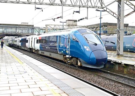 Class 805 No 805001 In Avanti At Stafford 2 £100 Picclick Uk