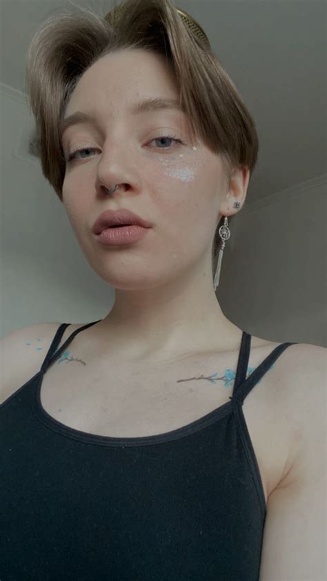 Mishel ️ Live Cams Skype Teams Discord And Telegram