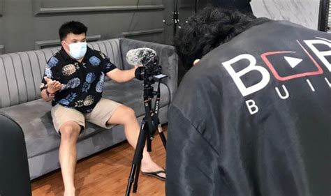 Kisah Debi Ceper Dari Tukang Parkir Di Jambi Hingga Merambah Ke Dunia