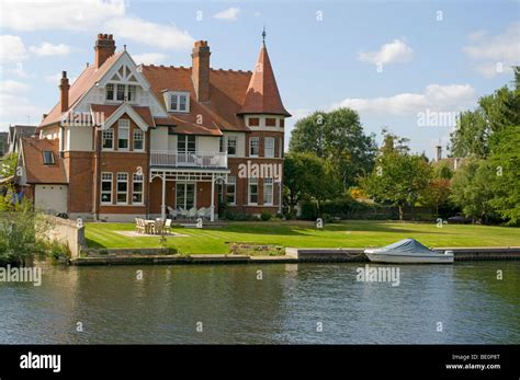 Thames River Frontage Property For Sale At Sylvia Lund Blog