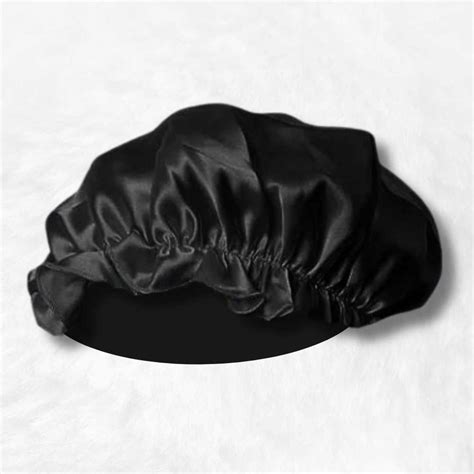 Le Bonnet Charlotte En Soie Noir N°1 Pour Femme Le Bob