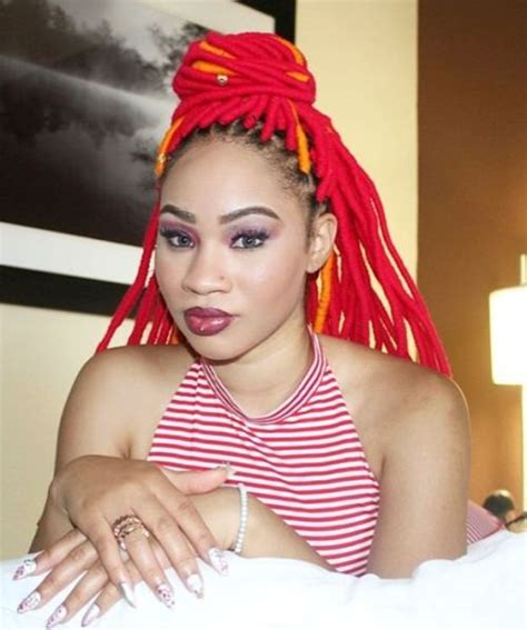 40 Fabulous Ways To Wear Faux Locs