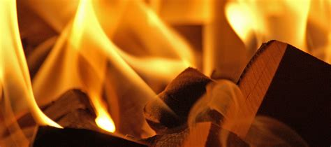 What Are The Stages Of Wood Combustion